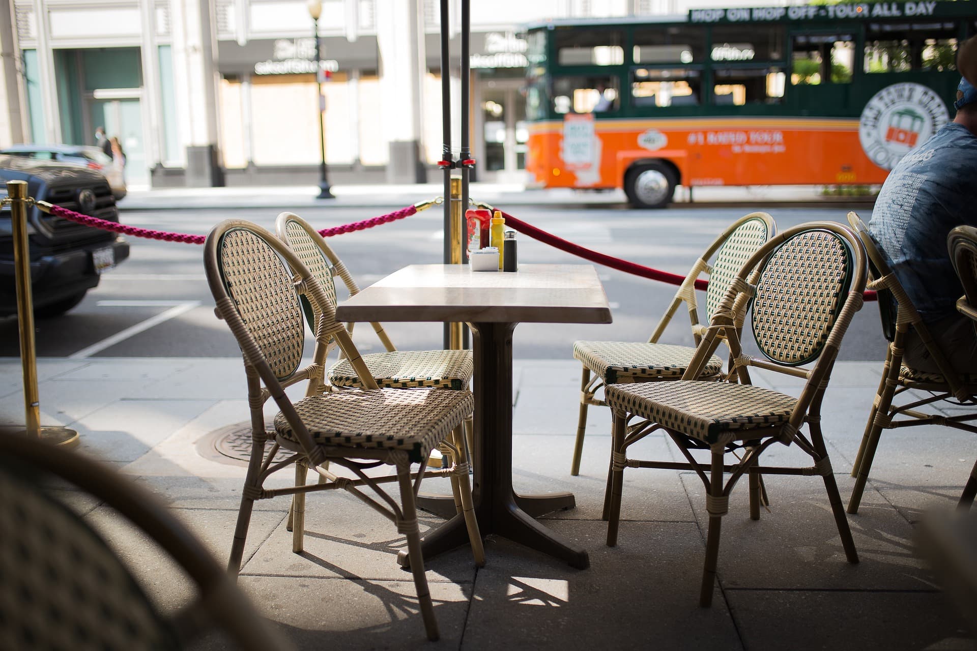 5 Reasons High-End Restaurants Are Struggling to Survive (And What They ...